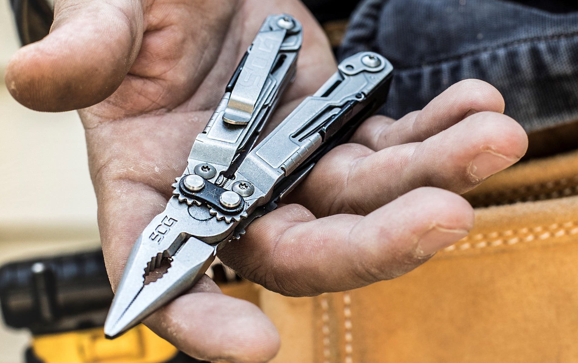 SOG Specialty Knives & Tools | UK – SOG Knives UK